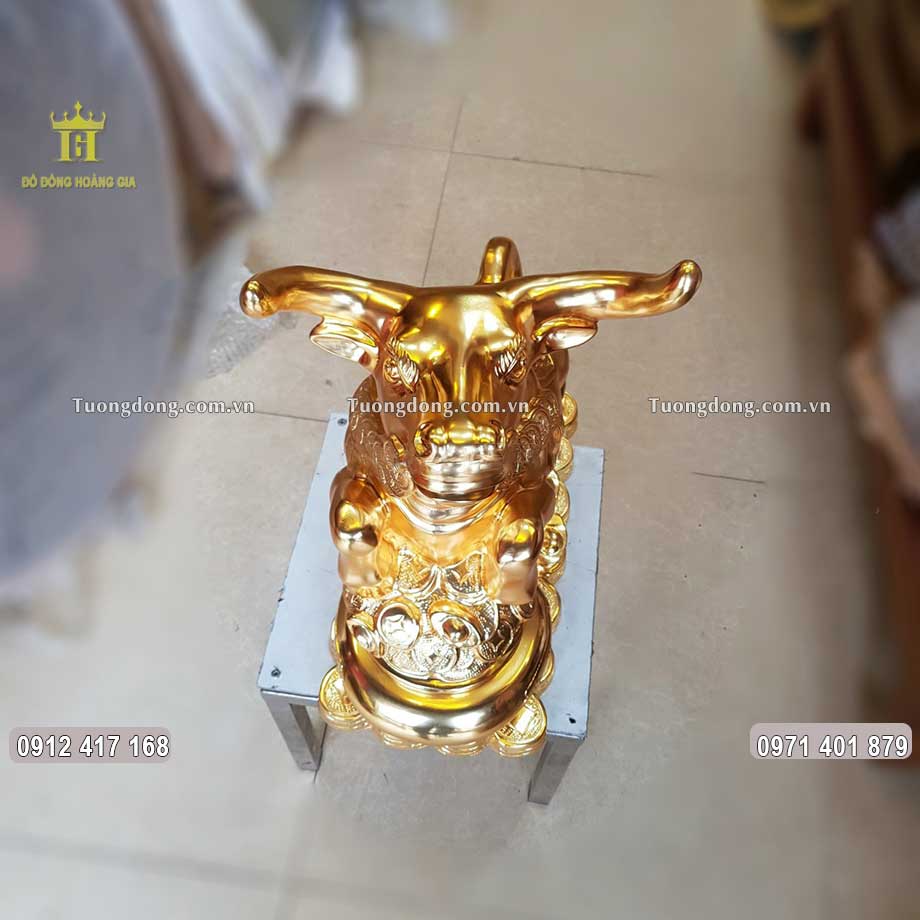 Tượng Trâu Tài Lộc Bằng Đồng Dát Vàng 9999 Cao 48Cm | Tượng Đồng Hoàng Gia